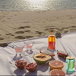 YOOLANSA [ 6 PCS Colored Drinking Glass with Bamboo Lid and Straw Set,16oz Can Glass with Lid and Straw, Soda Can Glass,Iced Coffee Glass,Milk Glass(3 Amber + 3 Green)