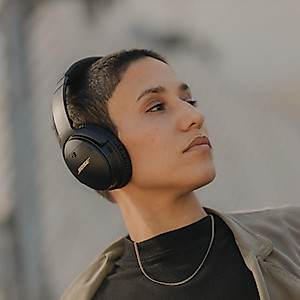 Bose QuietComfort 35 Series 2 Gaming Headset — Comfortable Noise Cancelling Headphones Black (Renewed)