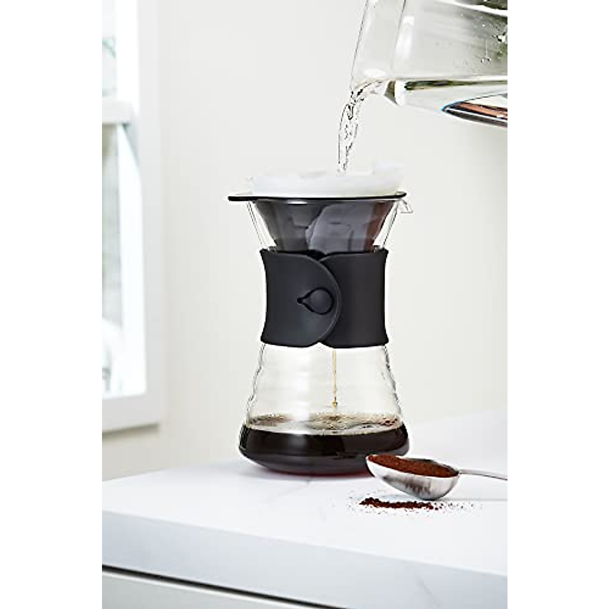 Hario V60 Drip Coffee Decanter, 700ml, Black