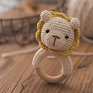 Youuys Wooden Baby Rattle Toys, Easter Rattle for Baby Crochet Lion Rattle Toy Natural Wood, Shaker Rattle for Hand Grips, Boy Girl First Rattle Gift, Newborn Gifts (Lion)
