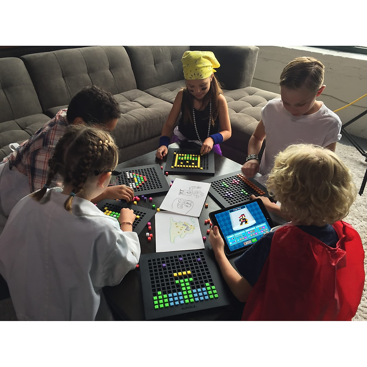 Bloxels Build Your Own Video Games: Official Kit - Includes Bloxels Account - Award-Winning STEM Toy, No Coding Required - Ages 8+