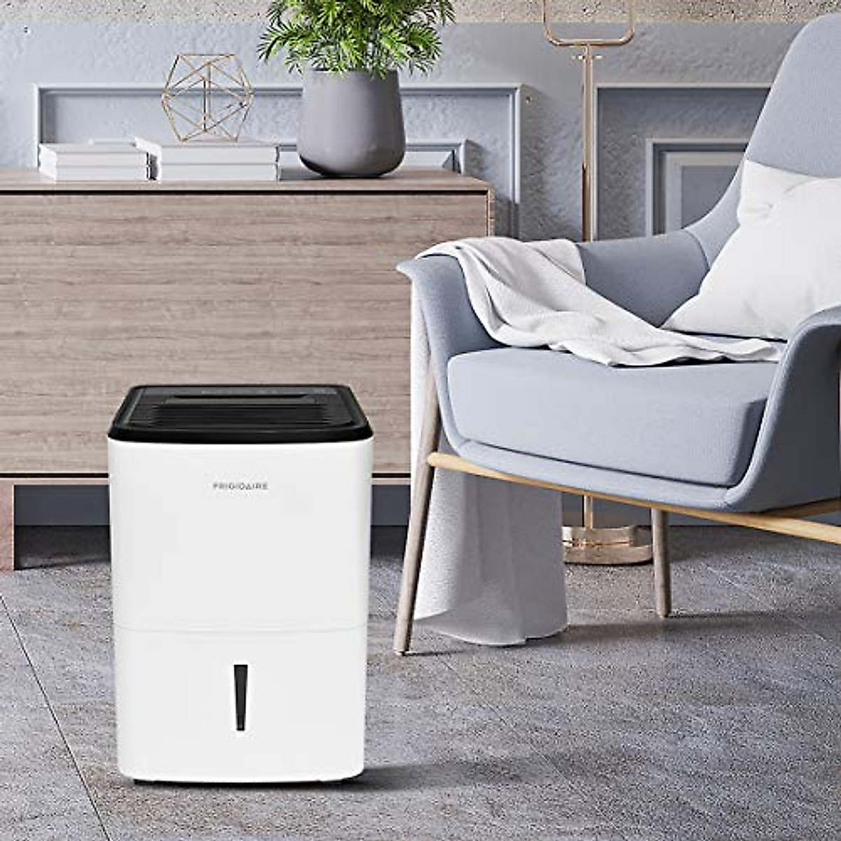 Frigidaire FFAD2233W1 Dehumidifier, Low Humidity 22 Pint Capacity with a Easy-to-Clean Washable Filter and Custom Humidity Control for maximized comfort, in White