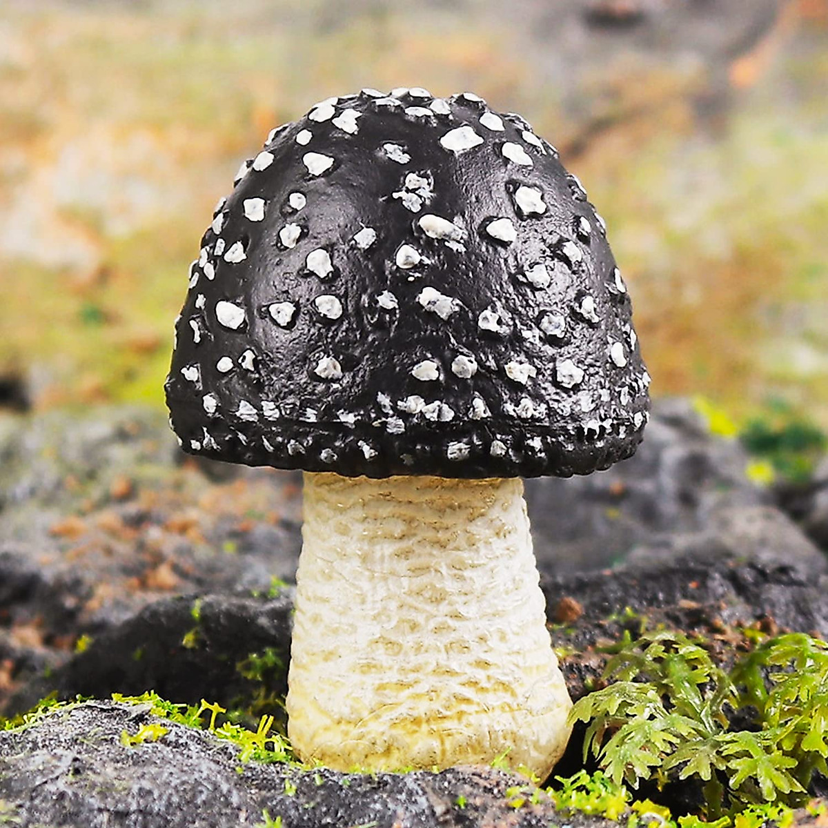 Hiawbon 6 Pcs Miniature Mushroom Figurine Plastic Mushroom Model Realistic Artificial Mushroom Fairy Garden Landscape Decoration Supplies