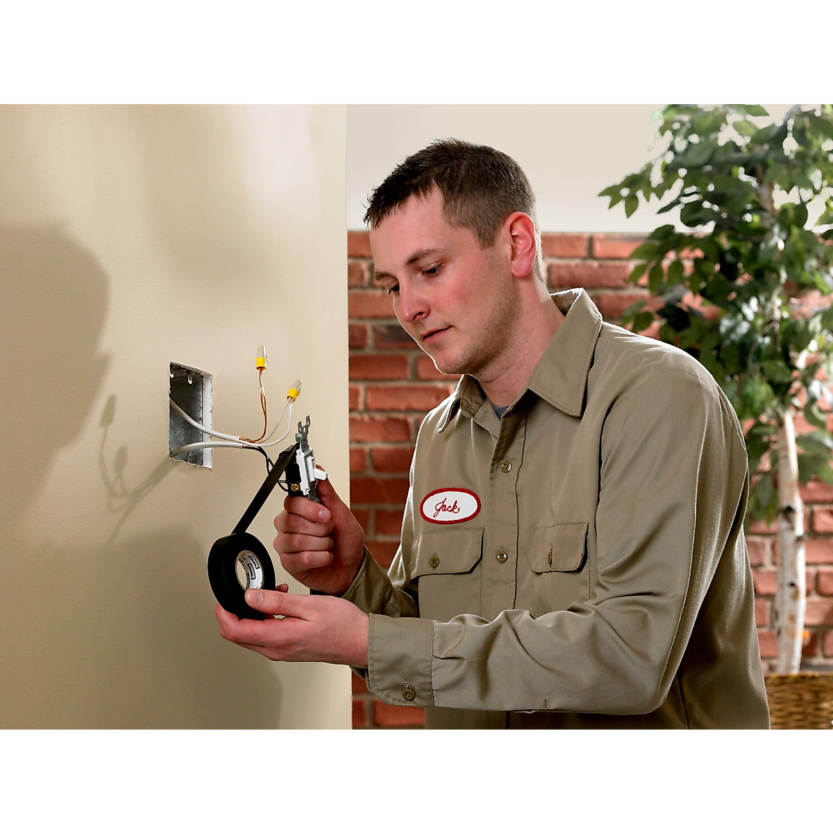 Scotch Vinyl Electrical Tape, Black, 3/4-in by 66-ft, 1-Roll