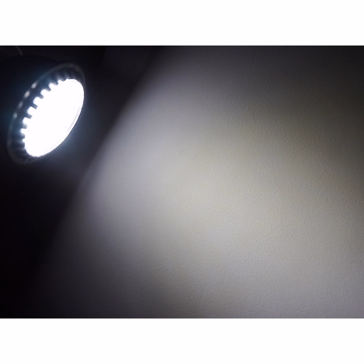 CTKcom 5W MR16 LED Bulbs (4 Pack), 120V G5.3 Base LED Spotlight,Equal to 50W Halogen Bulbs,6000K Cool White 400LM Spotlight for Landscape Accent Recessed Track Lighting Bulbs