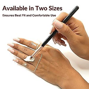 LilyLeaf Handheld Makeup Mixing Palette - Transparent Hand Tray for Mixing Foundation - Clear Acrylic Blending Plate for Makeup Lovers and Professionals with Cute Storage Bag (M)