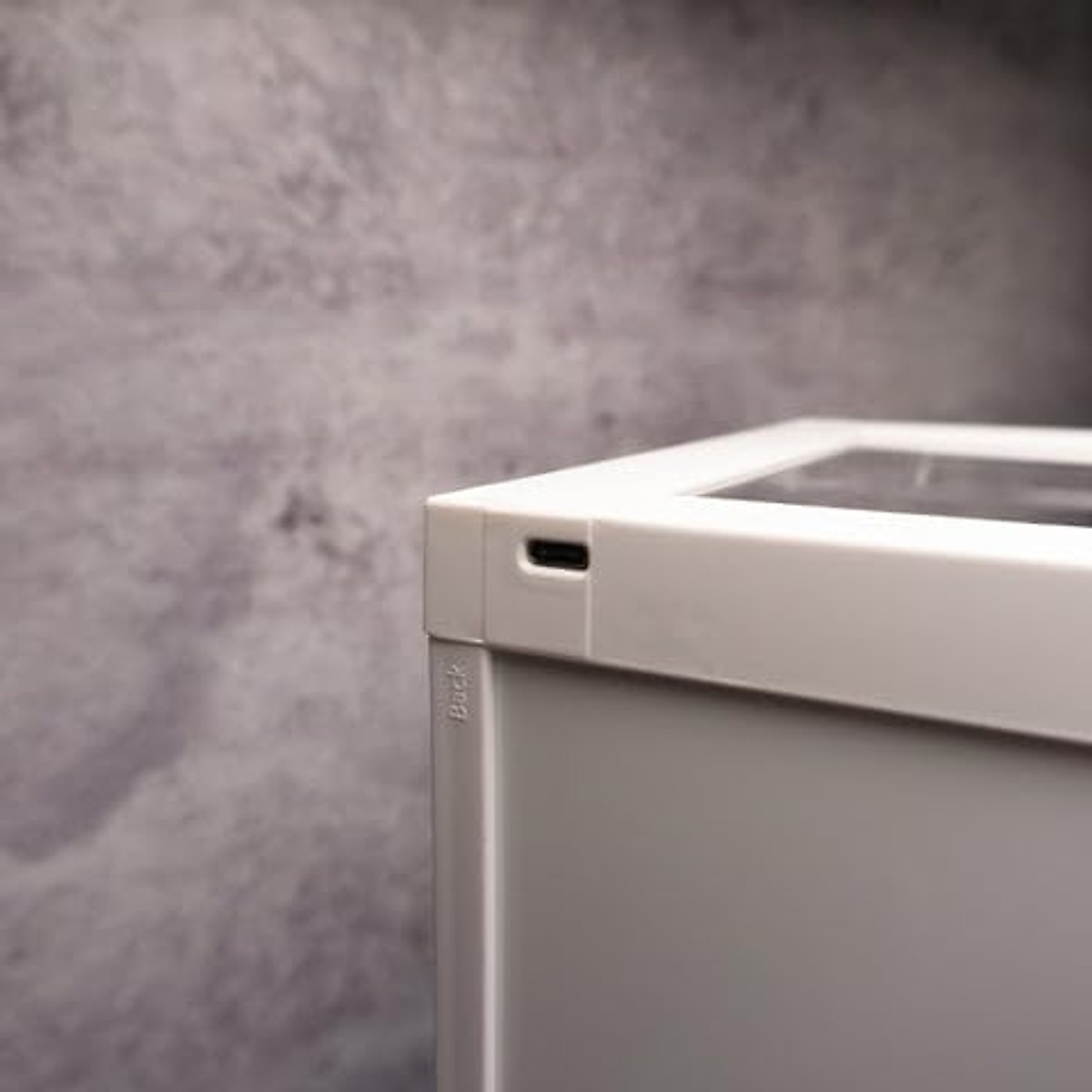 White Collectible Display Show Case Illumicase+ with LED Lights & Mirror Base & Back for 1/64 1/43 1/32 1/24 1/18 Scale Models by Illumibox MJ7710 MW