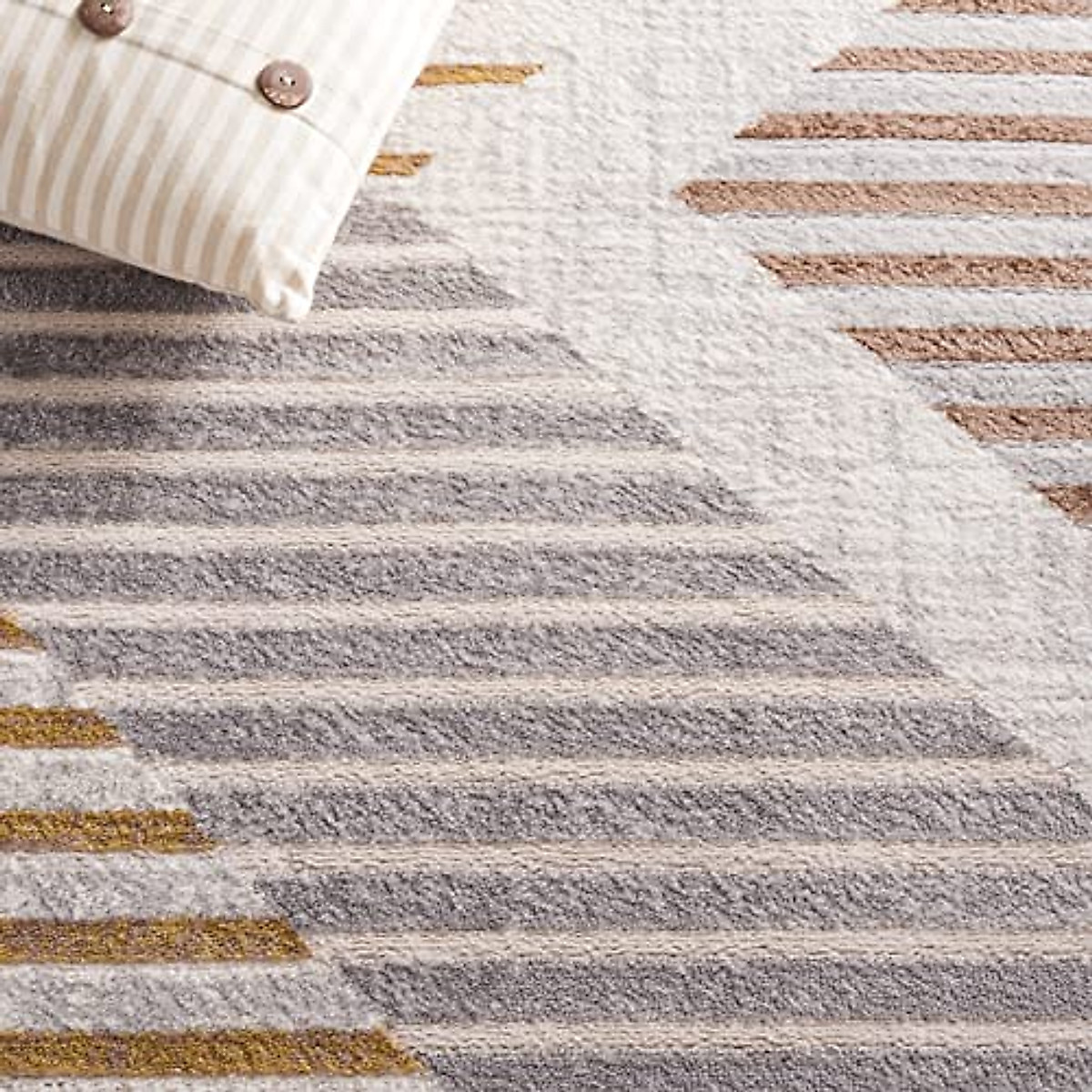 SAFAVIEH Palma Collection Area Rug - 5'5" x 7'7", Beige & Light Grey, Mid-Century Modern Geometric Stripe, Non-Shedding & Easy Care, Ideal for High Traffic Areas in Living Room, Bedroom (PAM328A)