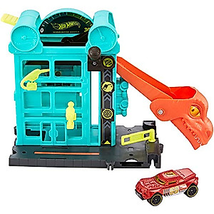 Hot Wheels Downtown Speed Shop Escape, playset