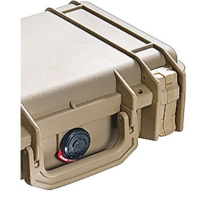 Pelican 1170 Case With Foam (Desert Tan)