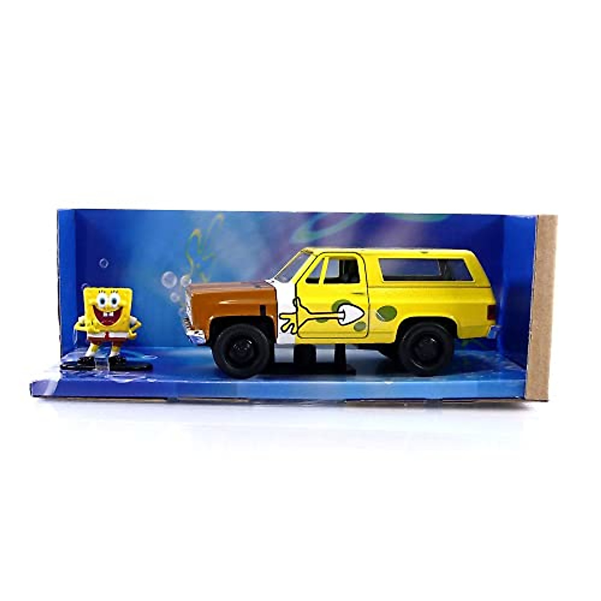 Jada Toys Spongebob Squarepants 1:32 1980 Chevy Blazer K5 Die-cast Car and 1.65" Spongebob Figure, Toys for Kids and Adults, 31798 , Yellow
