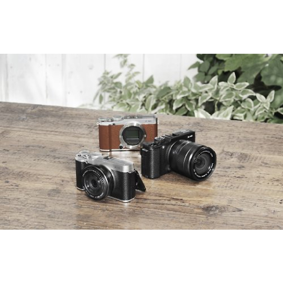 Fujifilm X-M1 Compact System 16MP Digital Camera with 3-Inch LCD Screen - Body Only (Silver)