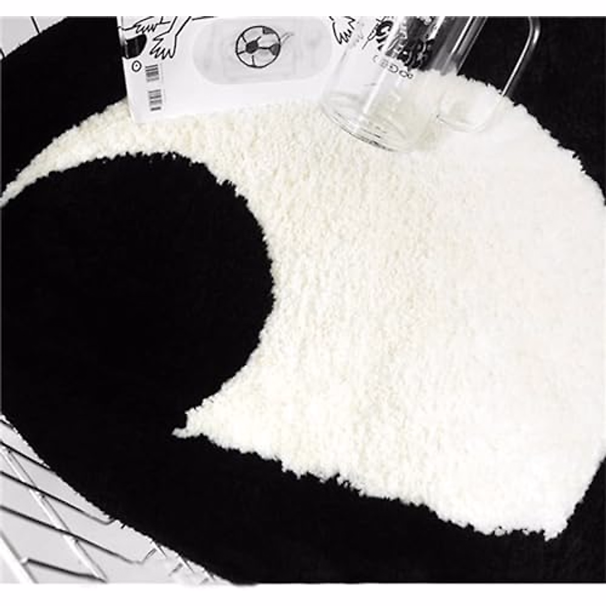Black White Rug Funny Squint Eye Bedroom Bedside Rugs Carpet Non-Slip Long Runner Area Rugs Nursery Bathroom Living Room Laundry Decor Aesthetic Rug (Black White, 50 * 120cm/19.6 * 47.2inch)