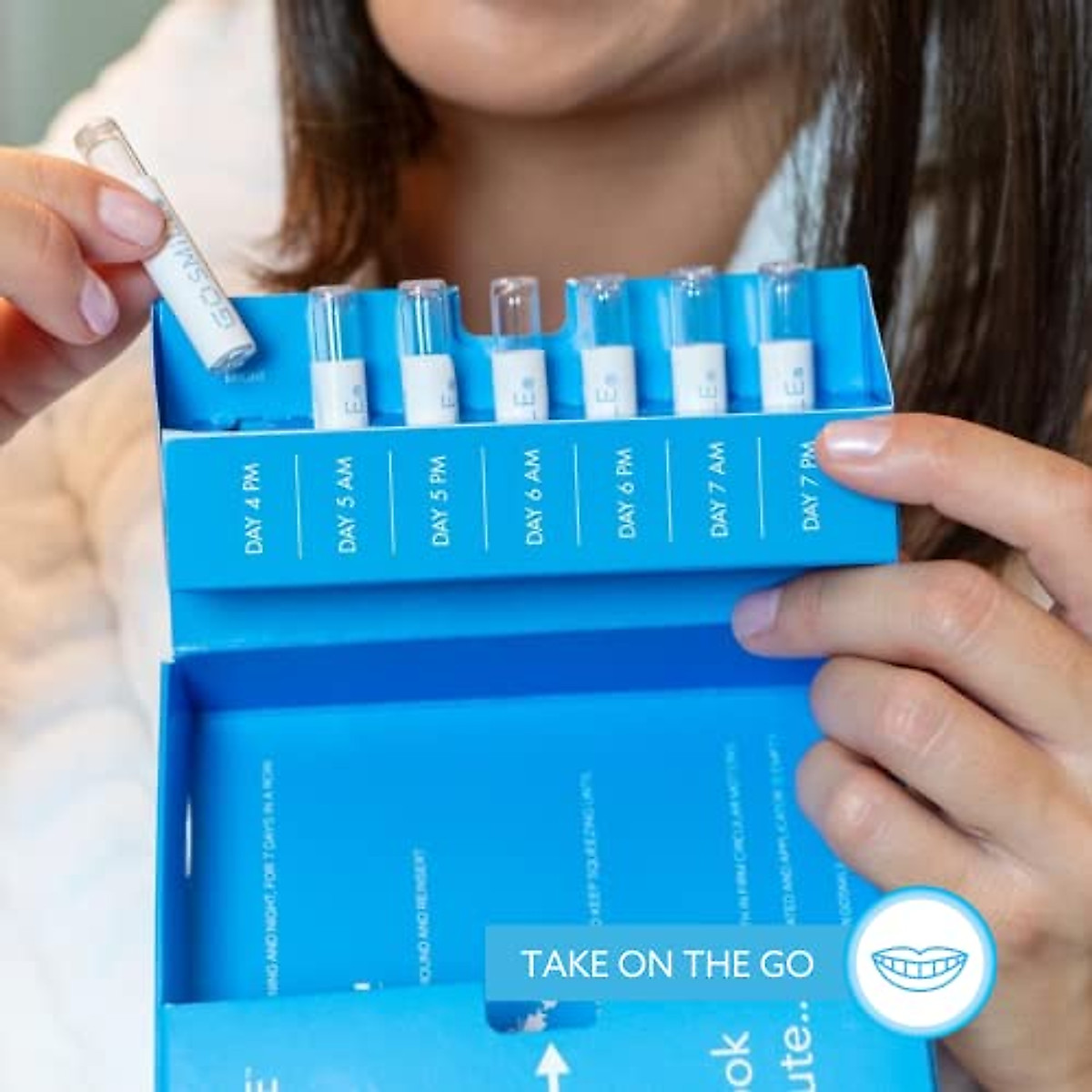 GO SMILE Extreme White Professional Teeth Whitening 7 Day Morning & Night System - Dentist Recommended & Clinically Proven to Whiten in 7 Days with No Sensitivity, 14 Single Use Whitener Applicators