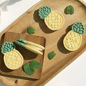 3D Pineapple Plastic Mould Fondant Chocolate Jelly Making Cake Tool Decoration Mold Oven Available DIY Art Cookie Stamp Molds For Baking Christmas