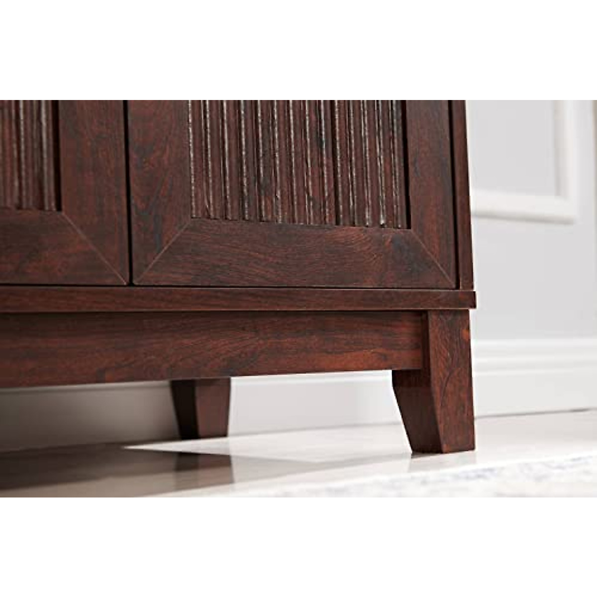 Home Source Mahogany 2-Door Bar Cabinet with Glass Display