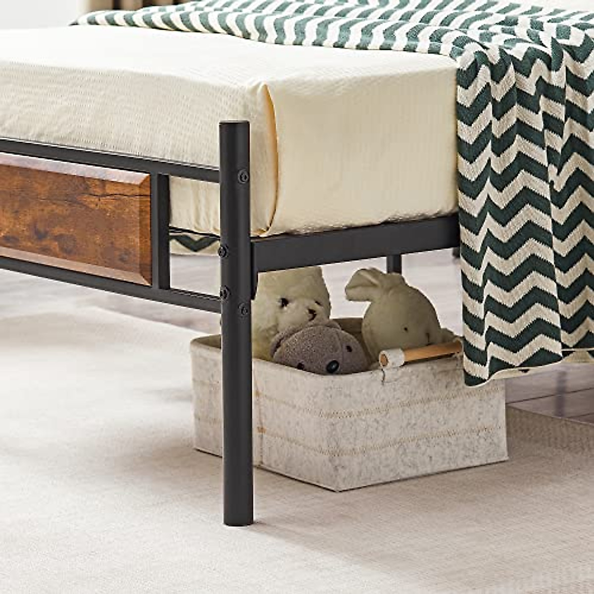 VECELO Twin Size Platform Bed Frame with Wood Headboard/Mattress Foundation/Premium Steel Slats Support/No Box Spring Needed,Brown(Crown)