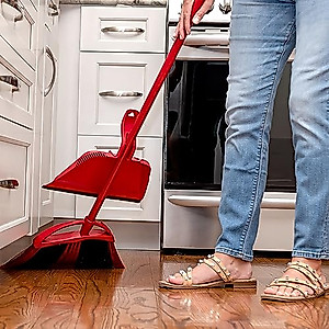 O-Cedar One Sweep Broom with Step-On Dustpan | Remove 99% with One Sweep | Lightweight Quiet Cleaning Tool | Ideal for Pet Owners