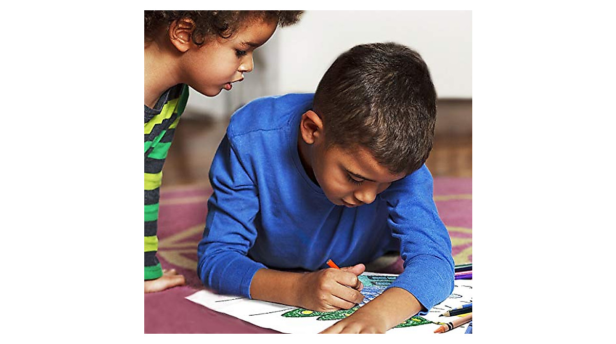 Crayola Super Art Coloring Kit - 100+ Colors for Kids' Creative Fun