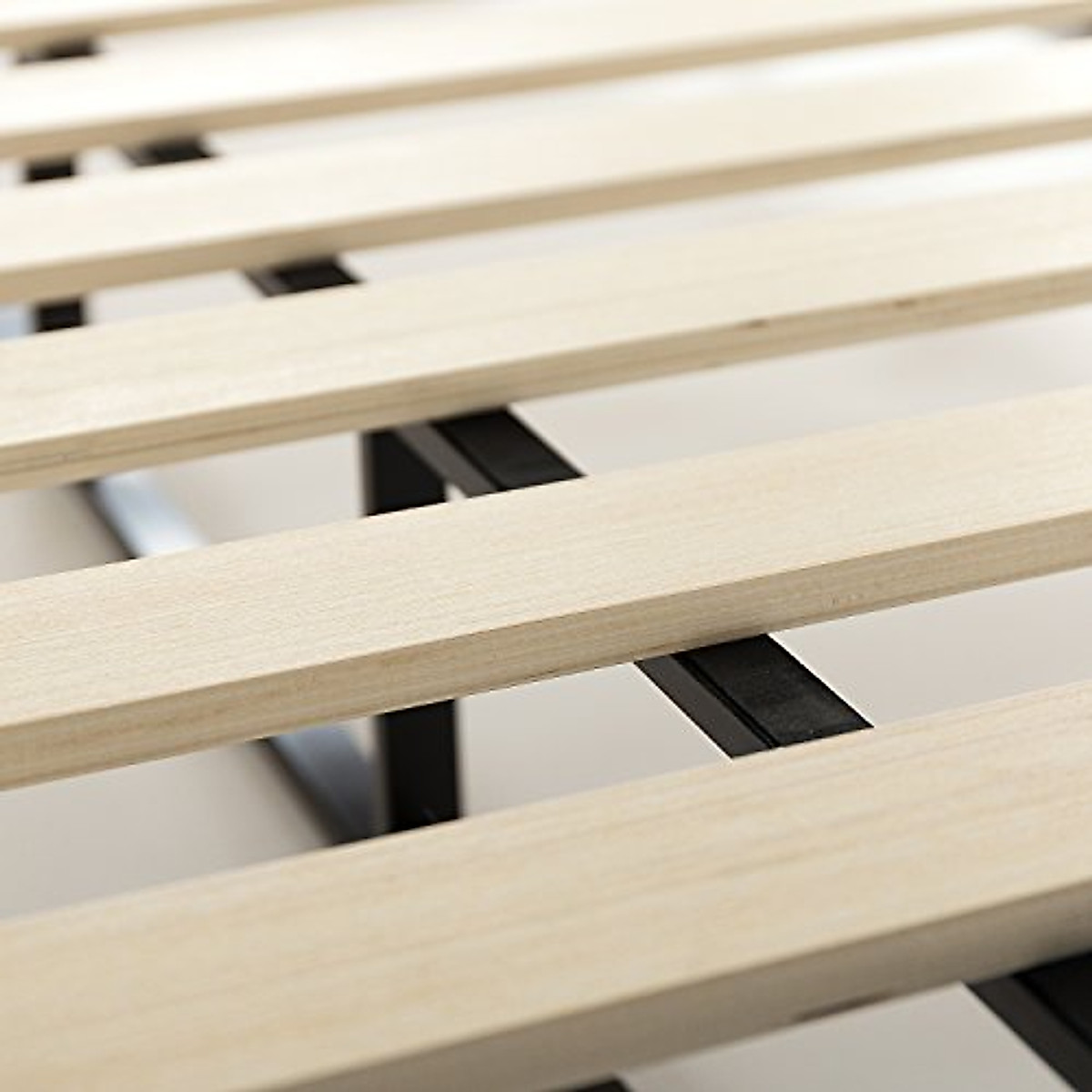 ZINUS Metal Box Spring with Wood Slats, 7.5 Inch Mattress Foundation, Sturdy Steel Structure, Easy Assembly, King