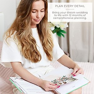 Clever Fox Wedding Planner – Wedding Book & Organizer for the Bride – Wedding Planning Binder with Pockets, Tips & Checklists – Wedding Notebook – Engagements Gift – 25.5x28cm (Mint Green)