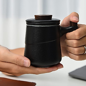 NCQIXIAO Tea Cup with Infuser and Lid, Retro Tea Mug Cups with Infuser, Wood Handle Ceramic Coffee Mug with Lid for Steeping Loose Leaf Tea 320ml/10.82OZ (Black)