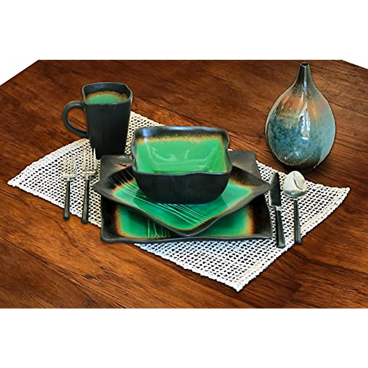 Baum-Essex - Dinnerware Sets, 16 Piece Dish Set for 4, Beautiful Home Decor includes Dinner Plates, Salad Plates, Bowls, and Mugs (Zen Quartz Jade)