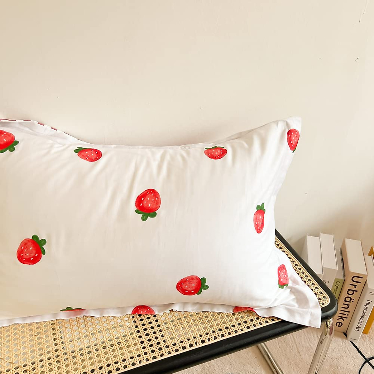 BlueBlue Strawberry Kids Duvet Cover Set Queen 100% Cotton Bedding for Boys Girls Teens Cartoon Red Strawberry Pattern 1 Fruit Full Comforter Cover 2 Pillow Shams (Queen)