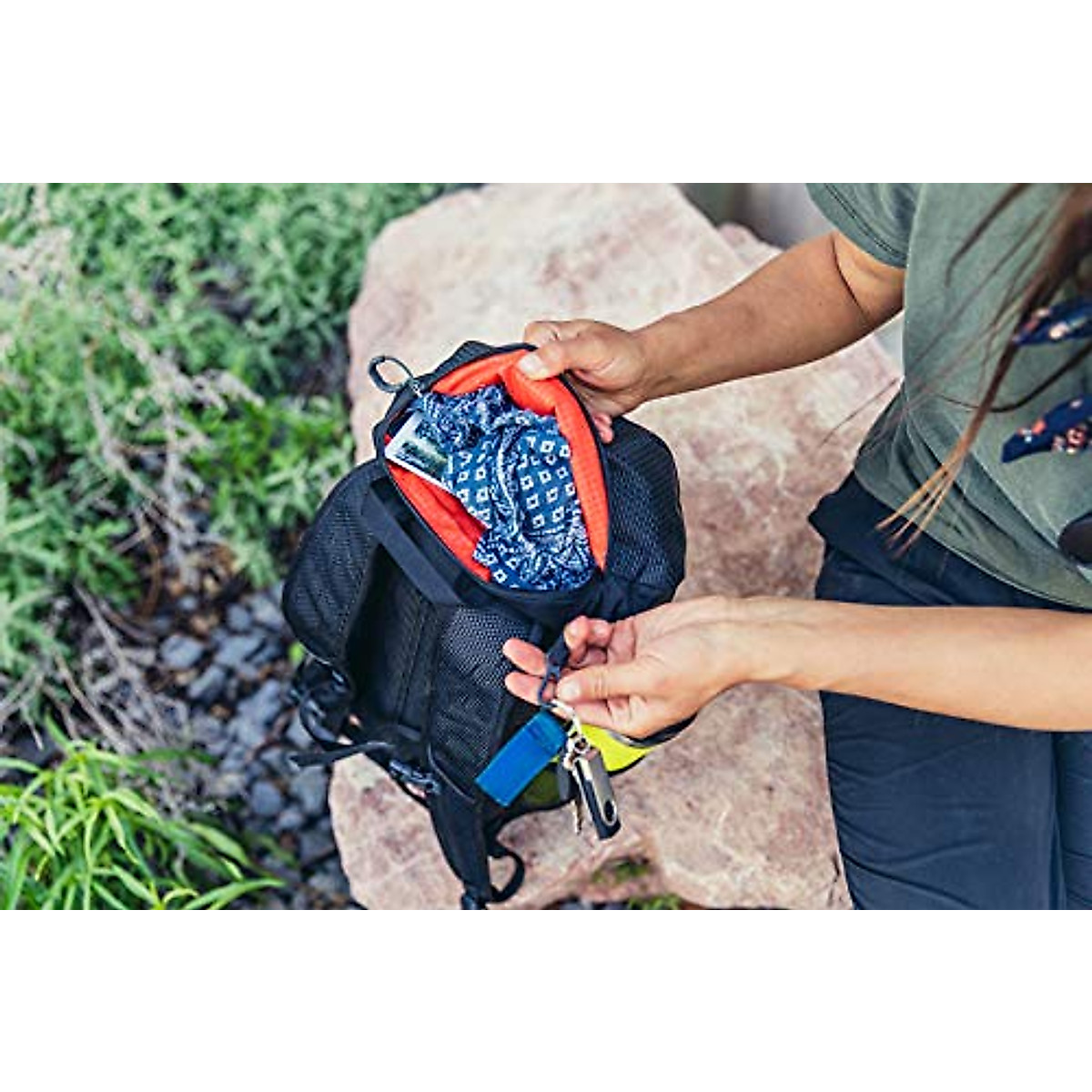 Gregory Mountain Products Nano 16 Everyday Outdoor Backpack, obsidian black, one size