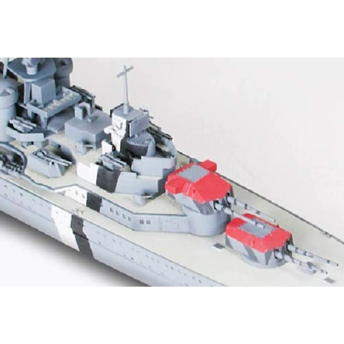 German Heavy Cruiser Prinz Eugen - 1:700 Ships - Tamiya