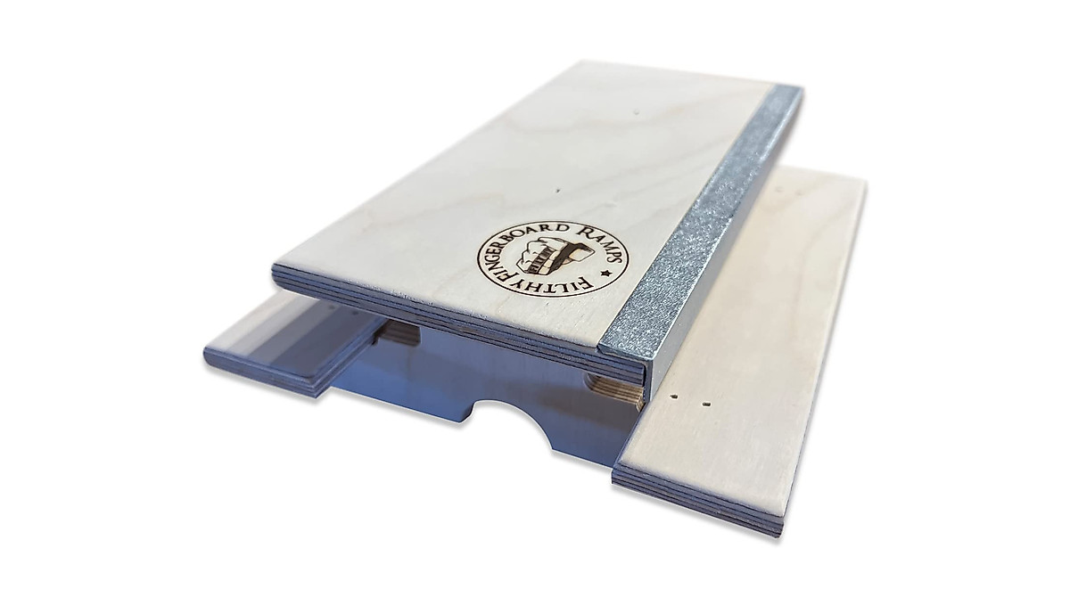 Filthy Fingerboard Mini Picnic Table - Enhance Your Skills