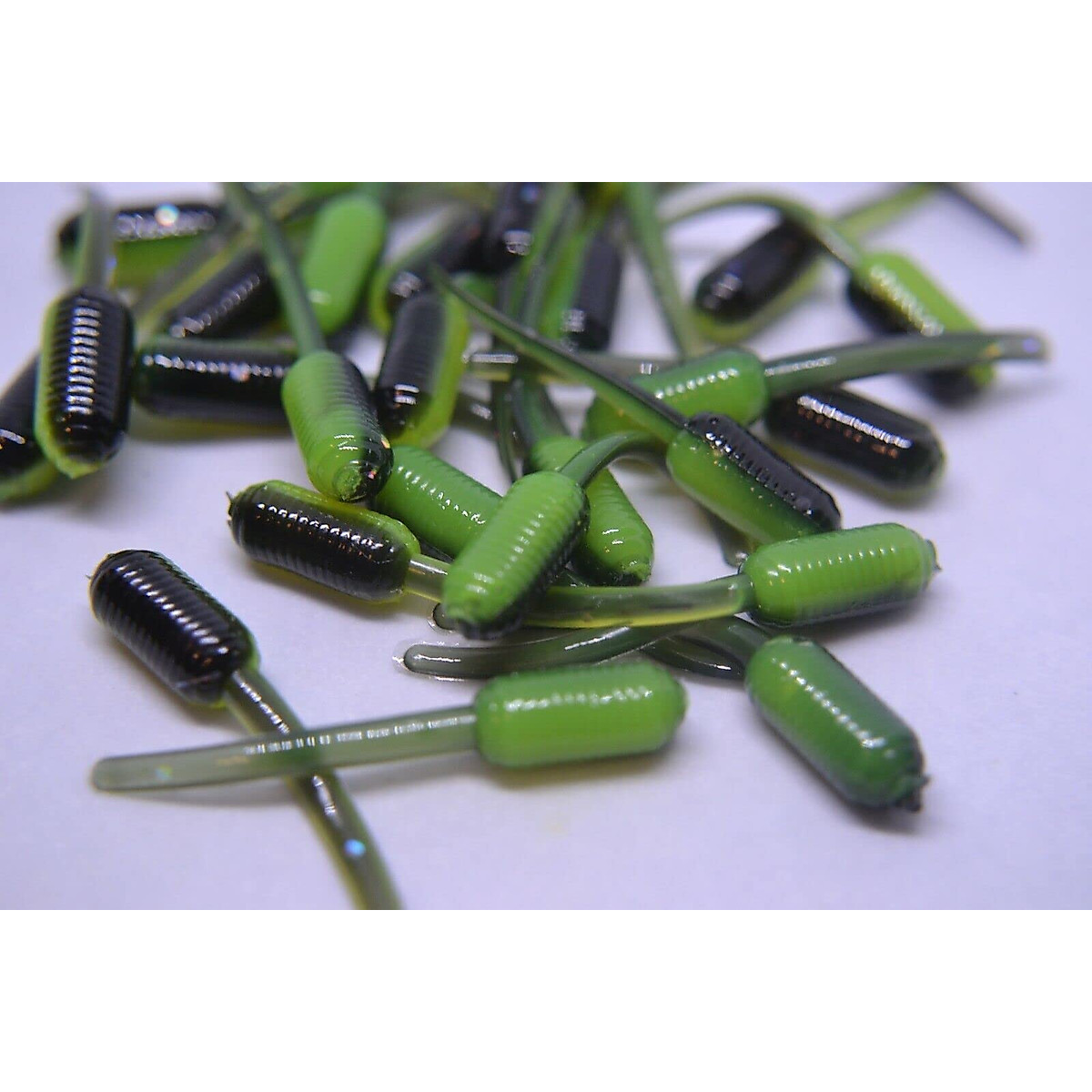 Jasons Crappie Stinger 1.5" 30 PCK Crappie Lure JIGS Black Sparkle / Chartreuse