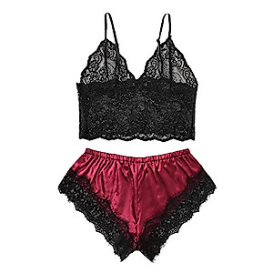 WDIRARA Women's 2Pcs Floral Lace Cami Top with Shorts Sleepwear Pajama Set Red L