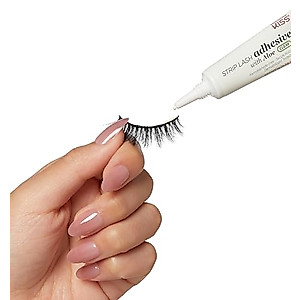 KISS Ever Ez Lashes, Lash Glue, EverEz Aloe Vera Strip Lash Adhesive, Clear, Includes Lash Adhesive, Long Lasting Wear, Can Be Used with Strip Lashes and Lash Clusters