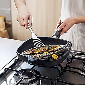 2-Piece Cualork Fish Spatula, Upgrade Metal Spatula, Big Size Spatula Stainless Steel, Premium Kitchen Spatula Set, Thickness Blade Spatulas Turner for Cooking, Flipping, Turning, Frying and Grilling