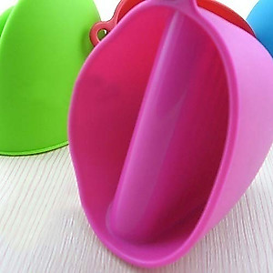 AkoMatial Heat Resistant Mini Glove Clip Durable Silicone Anti-scalding Anti-Slip Baking Kitchen Tool Mitts Grip Oven Pot Holder