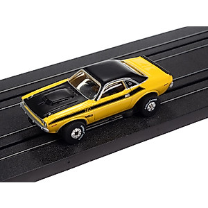 Auto World Thunderjet Mr. Norm's Grand Spaulding Dodge - 1970 Dodge Challenger T/A (Yellow) HO Scale Slot Car