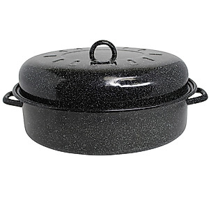 Mirro 15" Black Covered Oval Roaster with Lid for Roasting Turkey, Meats