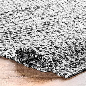 nuLOOM Natosha Indoor/Outdoor Chevron Striped Accent Rug, 2x3, Silver