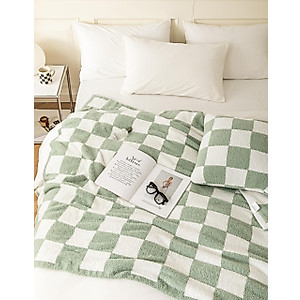 Ultra-Soft Buffalo Checkerboard Grid Fluffy Microfiber Knitted Throw Blanket Super Cozy Lightweight Checkered Bed Blanket for Sofa Couch Bed Matcha 51"X63"