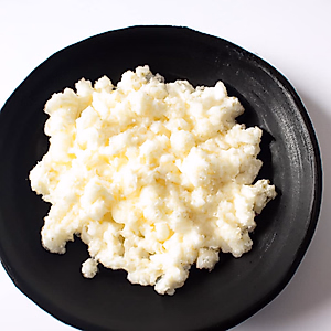 Milk Kefir Grains, Turkish Strain, Bulgaros, Pajaritos, Live Probiotic Starter. Kantu Live Starter Milk Kefir Grains: Cultivate Your Wellness with Probiotic Perfection at Home