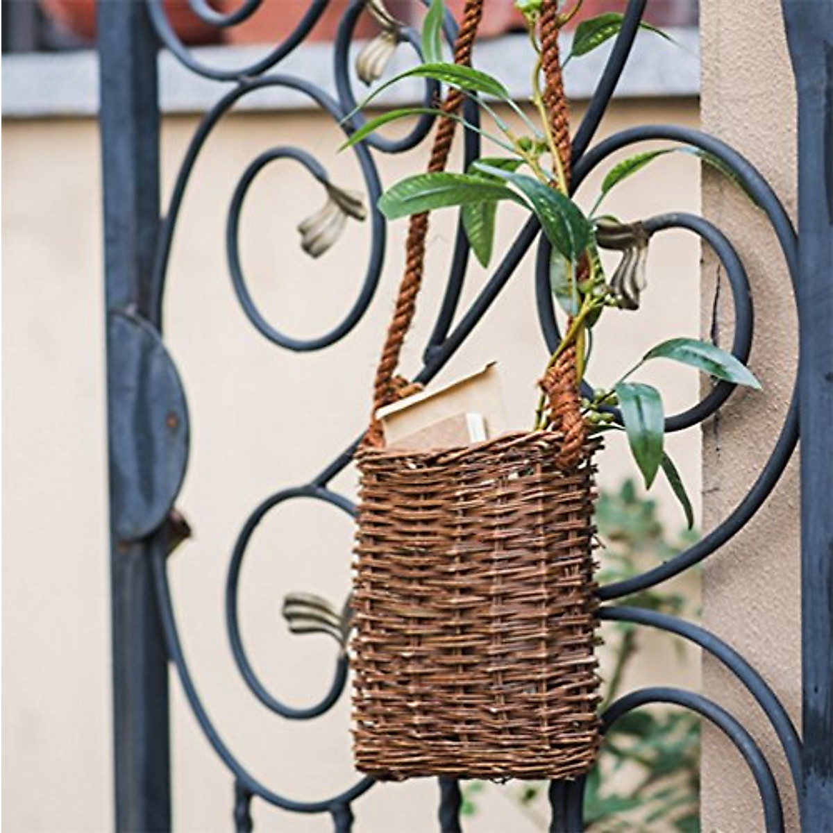 IMFFSE Handmade Wicker Woven Flower Basket Home Door Letter Collection Basket Wall Hanging Wall Retro Old Rack Without Plants,S