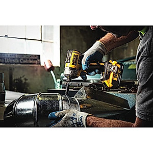 DEWALT 20V MAX* XR Drywall Screw Gun & Impact Driver Kit, 4.0-Amp Hour (DCK267M2)