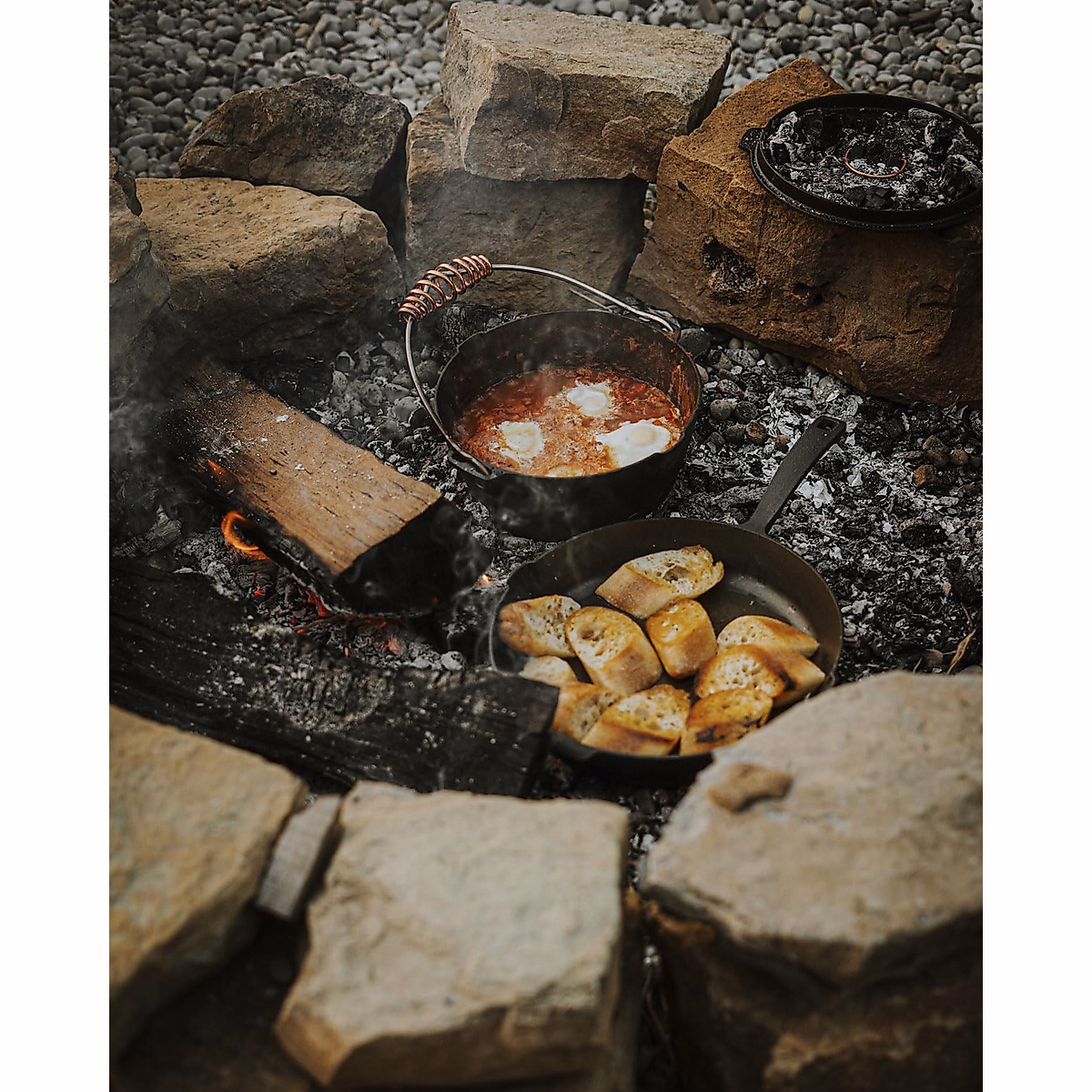 Barebones Polished Cast Iron Dutch Oven with Lid - 4-Quart Premium Performance Cookware with a Heat-Dispersing Copper Handle and Ring