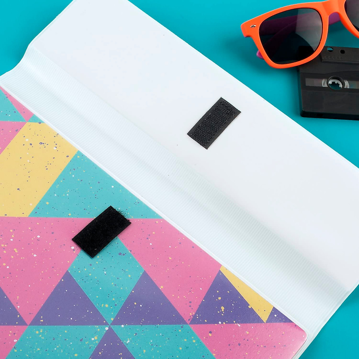 Trapper Keeper Binder, Retro Design, 1 Inch Binder Includes 2 Folders and Extra Pocket, Metal Rings and Spring Clip, Secure Storage, Colorblock, Mead School Supplies (260038FN-ECM)