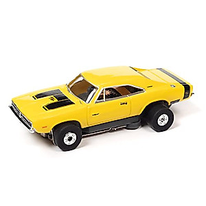 Auto World Thunderjet 1969 Dodge Charger R/T (Yellow) HO Scale Slot Car