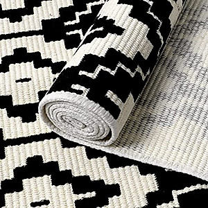 Uphome Indoor Outdoor Doormat 2’x3’ Boho Cotton Area Rug Hand Woven Moroccan Geometric Throw Rugs Machine Washable Farmhouse Rug Carpet for Entryway Porch Living Room Laundry Kitchen,Black and Cream