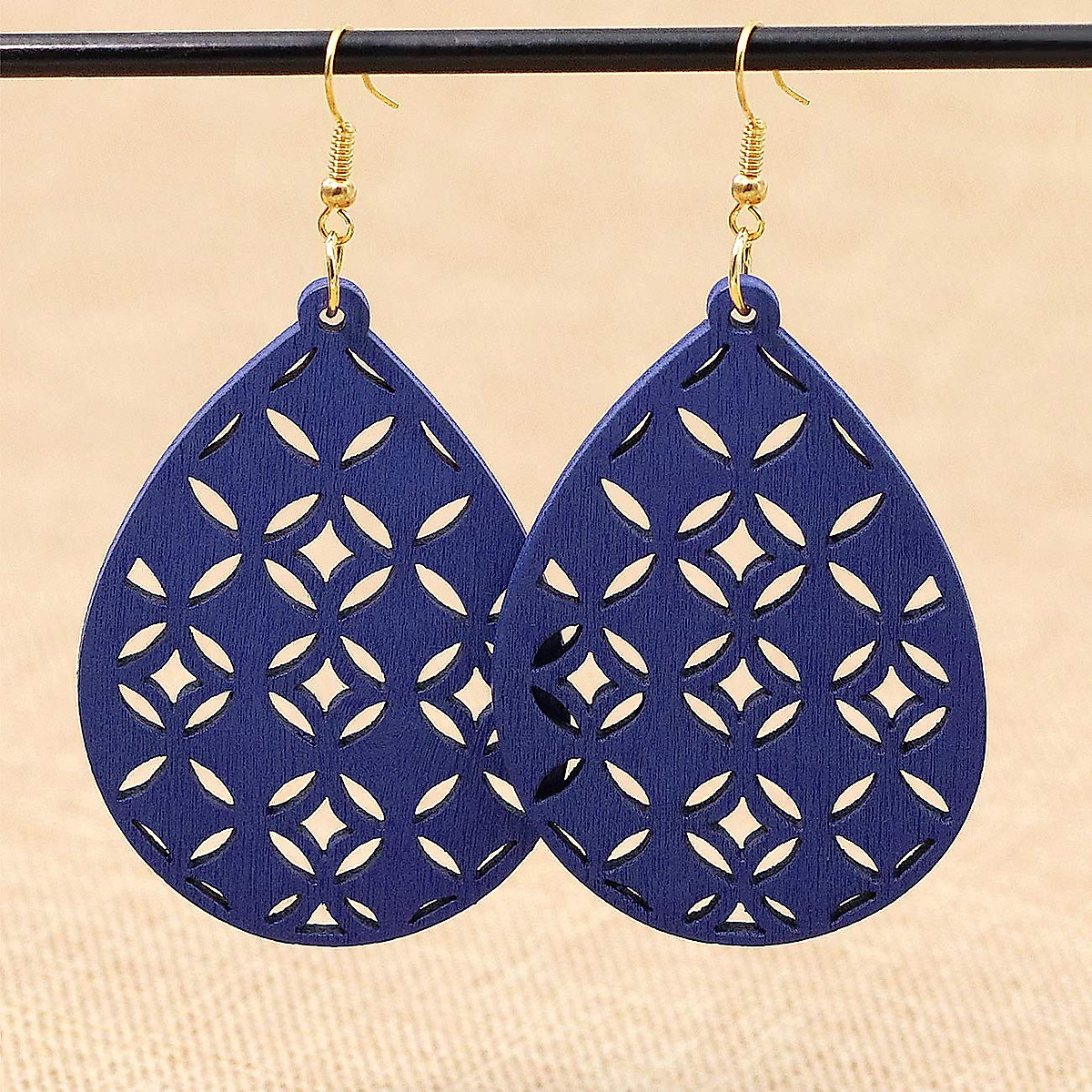 Wovanoo Wooden Cut-out Drop Earrings 2 Pairs Natural Wood Dangle Teardrop Jewelry Gifts Blue Oval