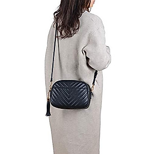 lola mae Quilted Crossbody Bag, Medium Lightweight Shoulder Purse Top Zipper Tassel Accent Black Bag (BLACK LM706V)