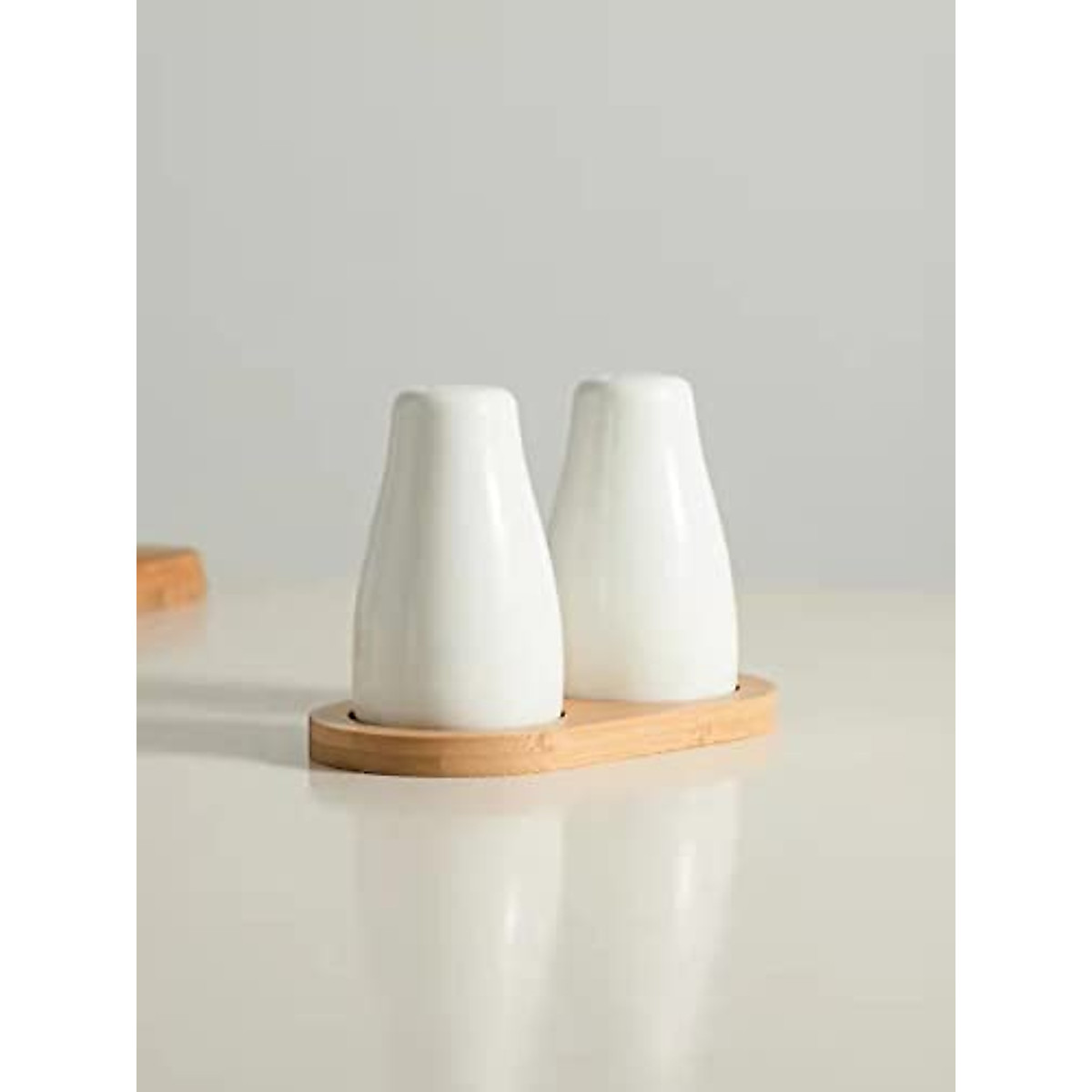 Salt and Pepper Shakers Set with a Bamboo Tray Ceramic Salt Shaker White Salt and Pepper Shaker Simplicity Salt and Pepper Set